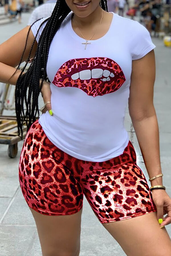 LW Casual Printed Red Two-piece Shorts Set Sale | LovelyWholesale